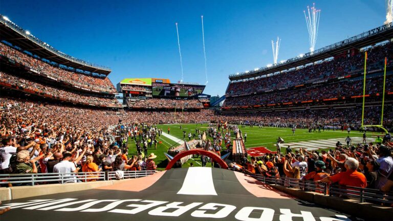 Huntington Bank Field - Haslam Sports Group